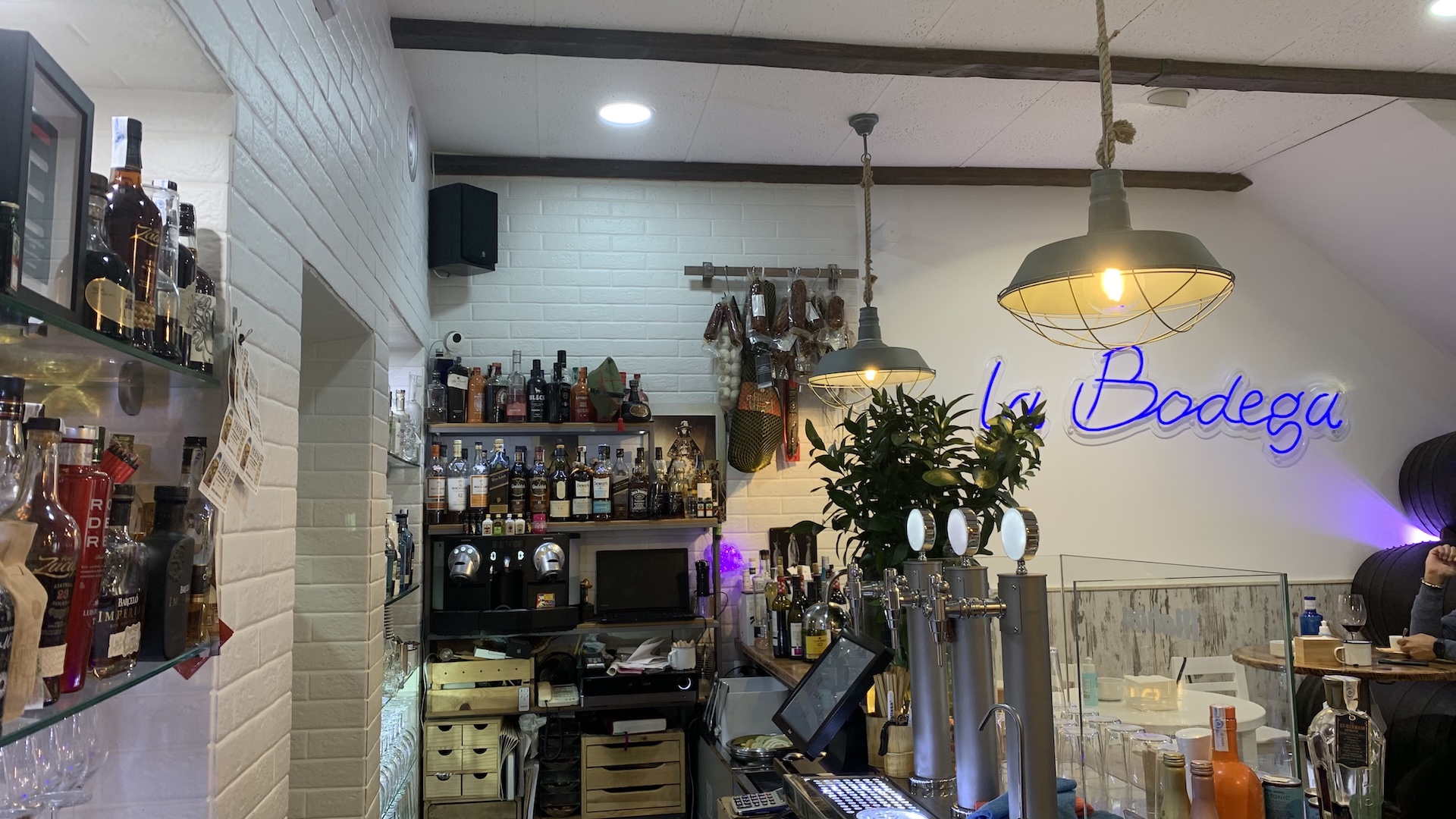 La Bodega